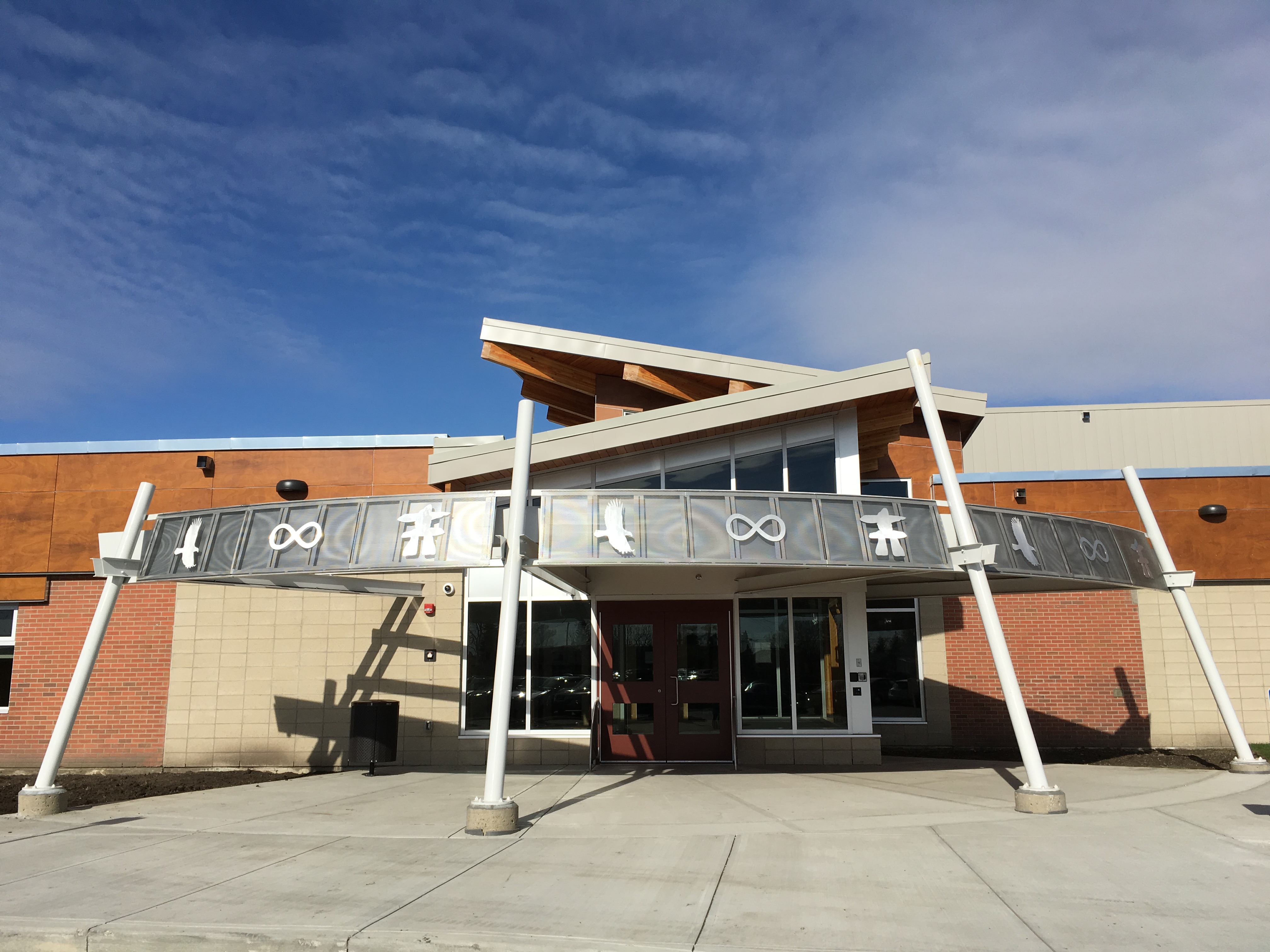 About Us - Niitsitapi Learning Centre